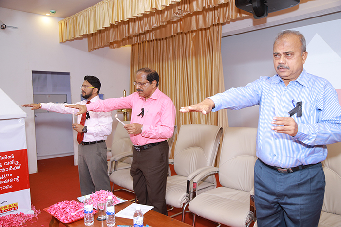 Manappuram pays tribute for the CRPF martyrs of Pulwama terror attack ...